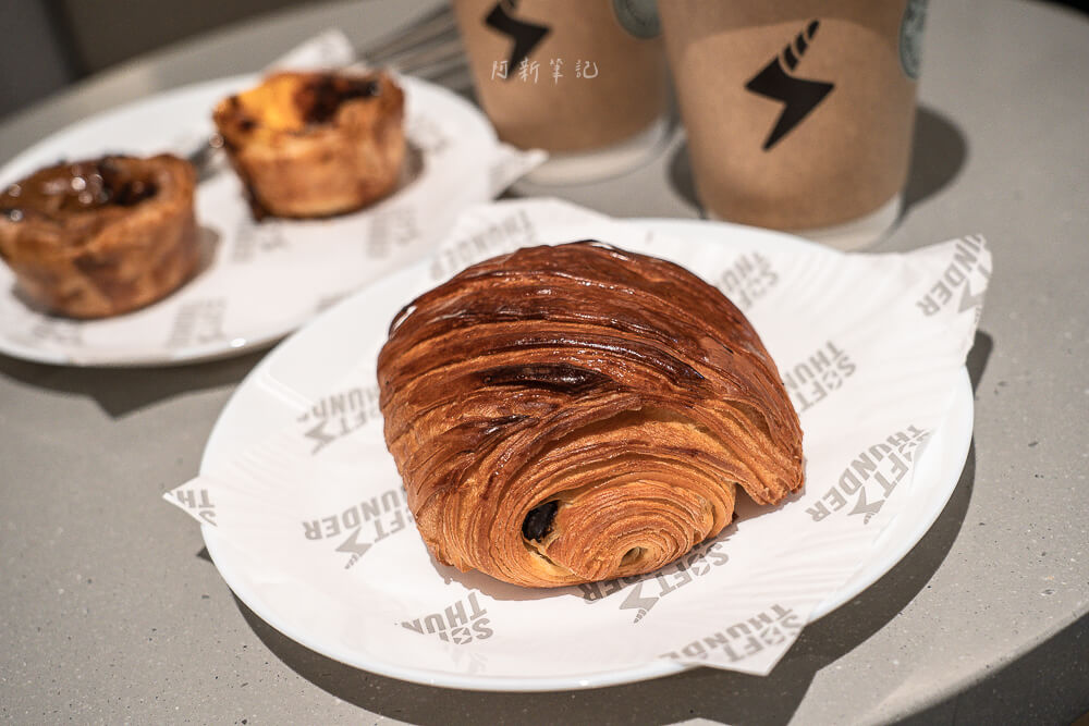 Soft Thunder Bakery |爆紅香港烘焙坊，招牌酥皮忌廉筒、蛋塔必吃