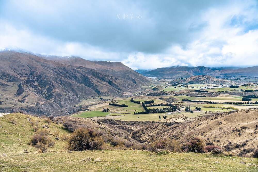 Crown Range Road Scenic Lookout 皇冠山脈公路觀景台 | 景色很美