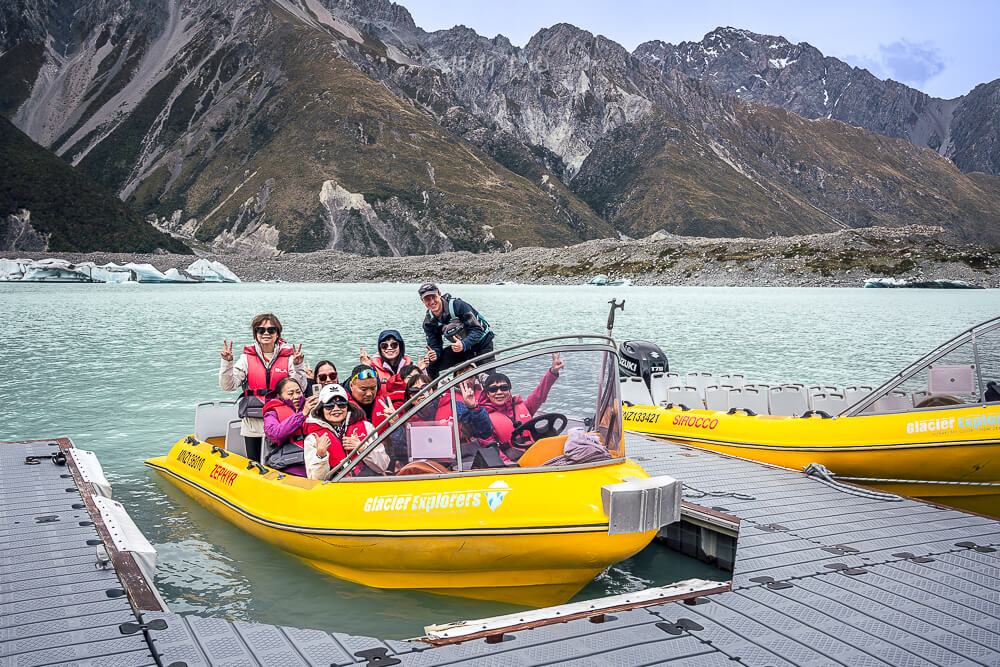 庫克山冰河船 | Tasman Glacier Explorers 塔斯曼冰川探險者很棒～