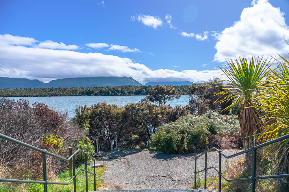 Te Anau Downs Scenic Lookout |隱藏Milford Road，意外好拍照～