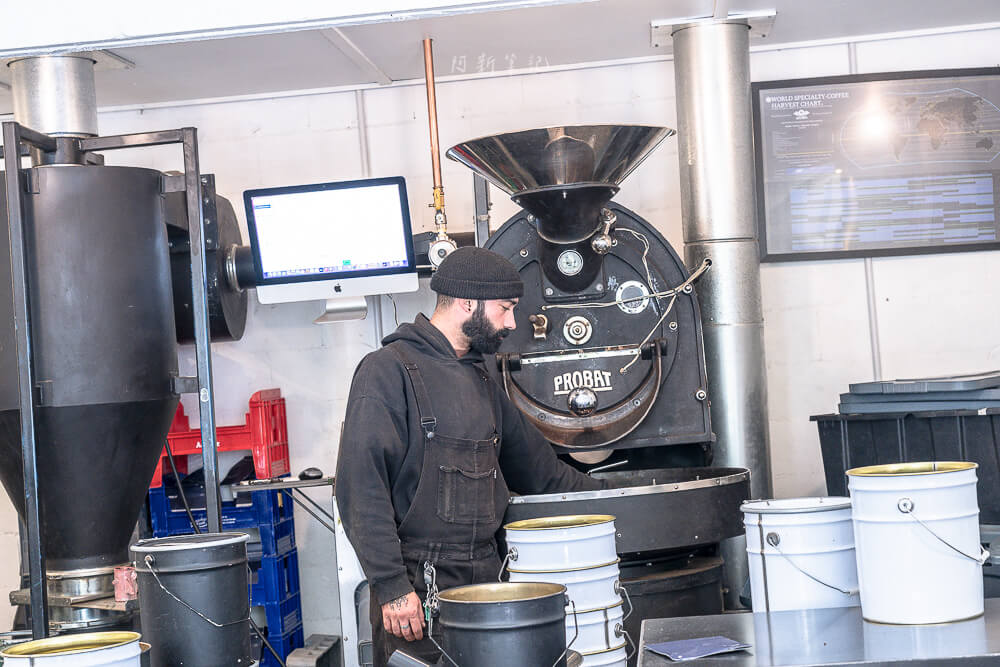 Wolf Coffee Roasters |這家箭鎮咖啡館超多人排隊！我終於喝到了～