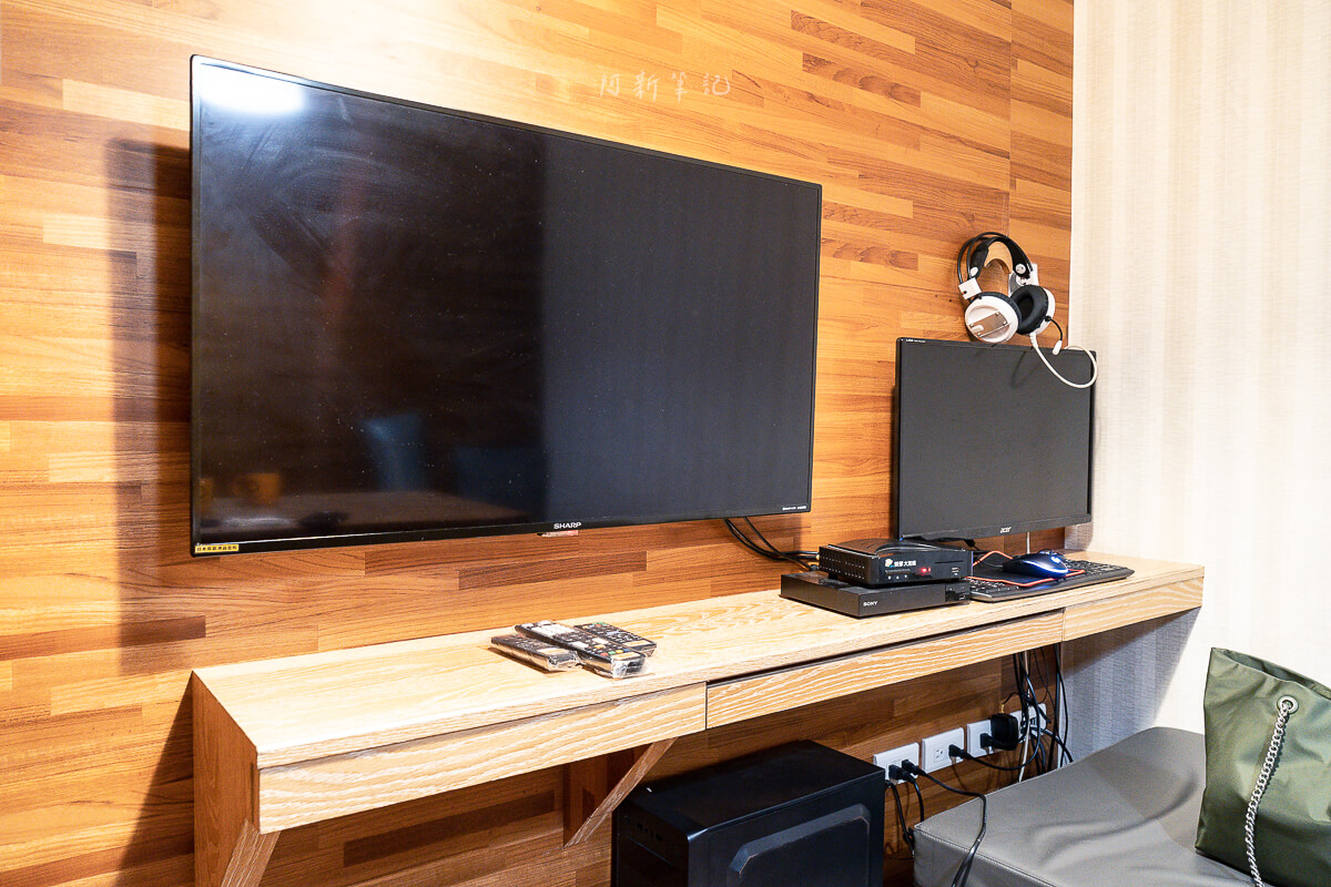 Qtime 京站店｜過夜包廂只要230元！飲料暢飲、漫畫影片免費看～