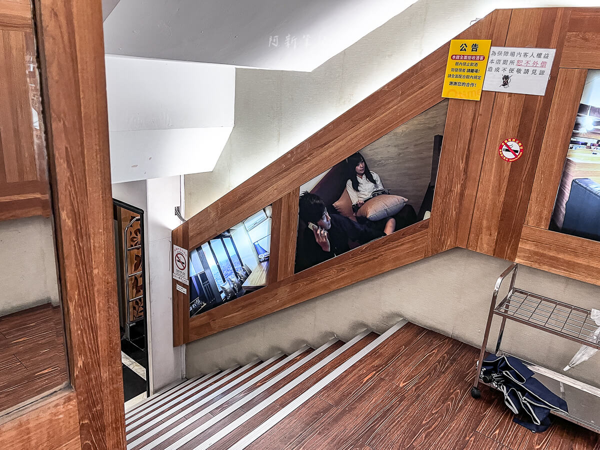 Qtime 京站店｜過夜包廂只要230元！飲料暢飲、漫畫影片免費看～