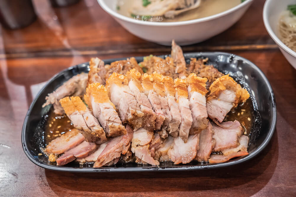 Bamee Kon Sae Lee | 曼谷近70年雲吞麵老店，連米其林都推薦！