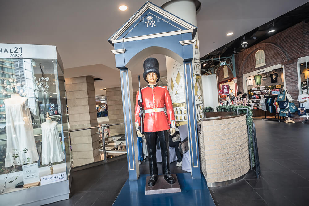 Terminal 21 Asok｜機場主題百貨攻略：樓層導覽、交通、必逛