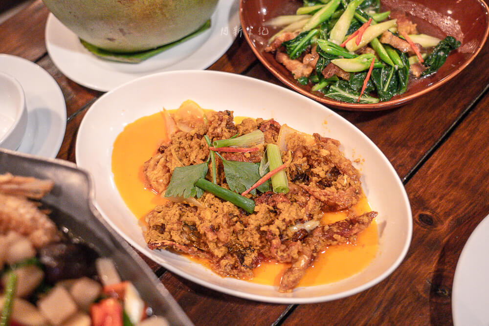 The Good View Bar & Restaurant｜清邁河畔餐廳，現場樂團超讚~